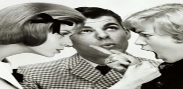 You're Both Getting Played: When Women Fight Over A Man